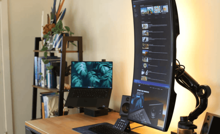 5 Best Vertical Monitors For Home And Office (2024)