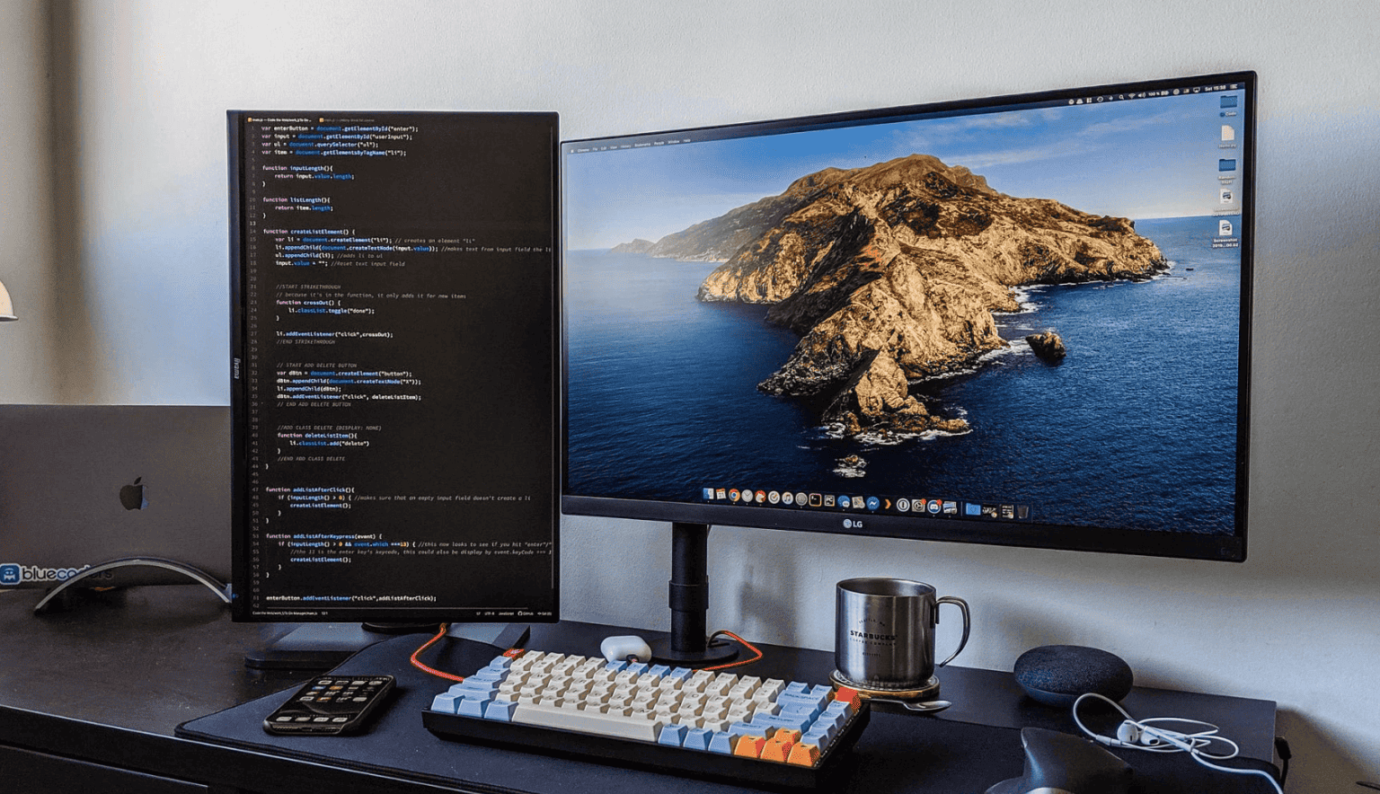 5 Best Vertical Monitors For Home And Office (2024)
