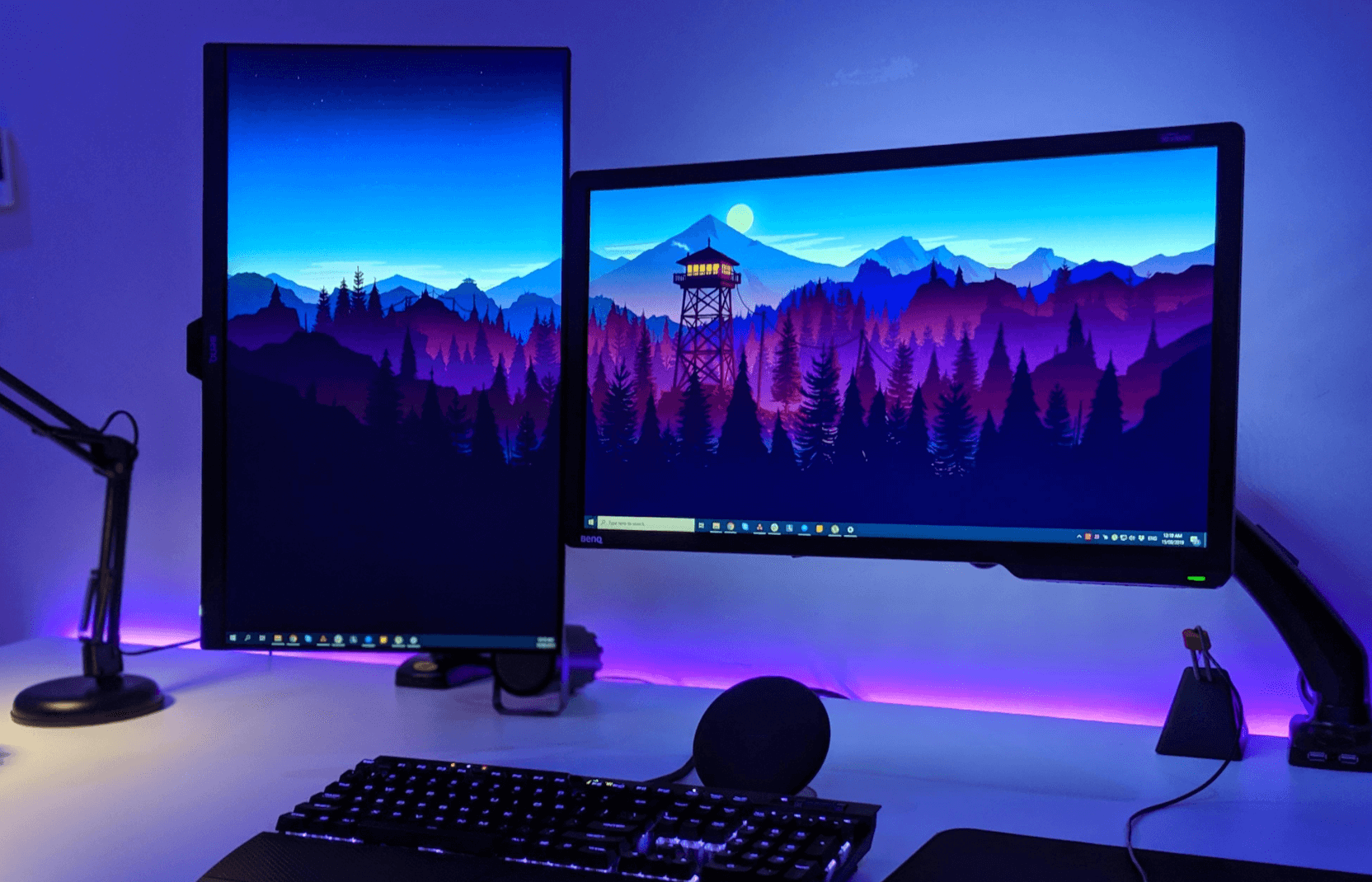 5 Best Vertical Monitors For Home And Office (2024)