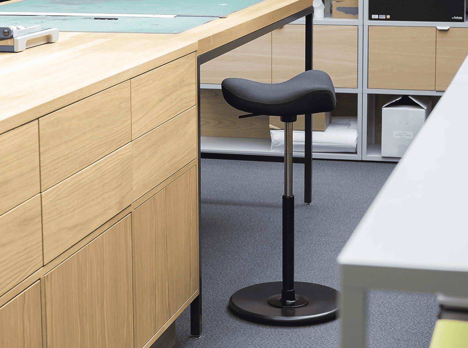 5 Best Standing Desk Chairs: Top Picks For Comfort (2024)